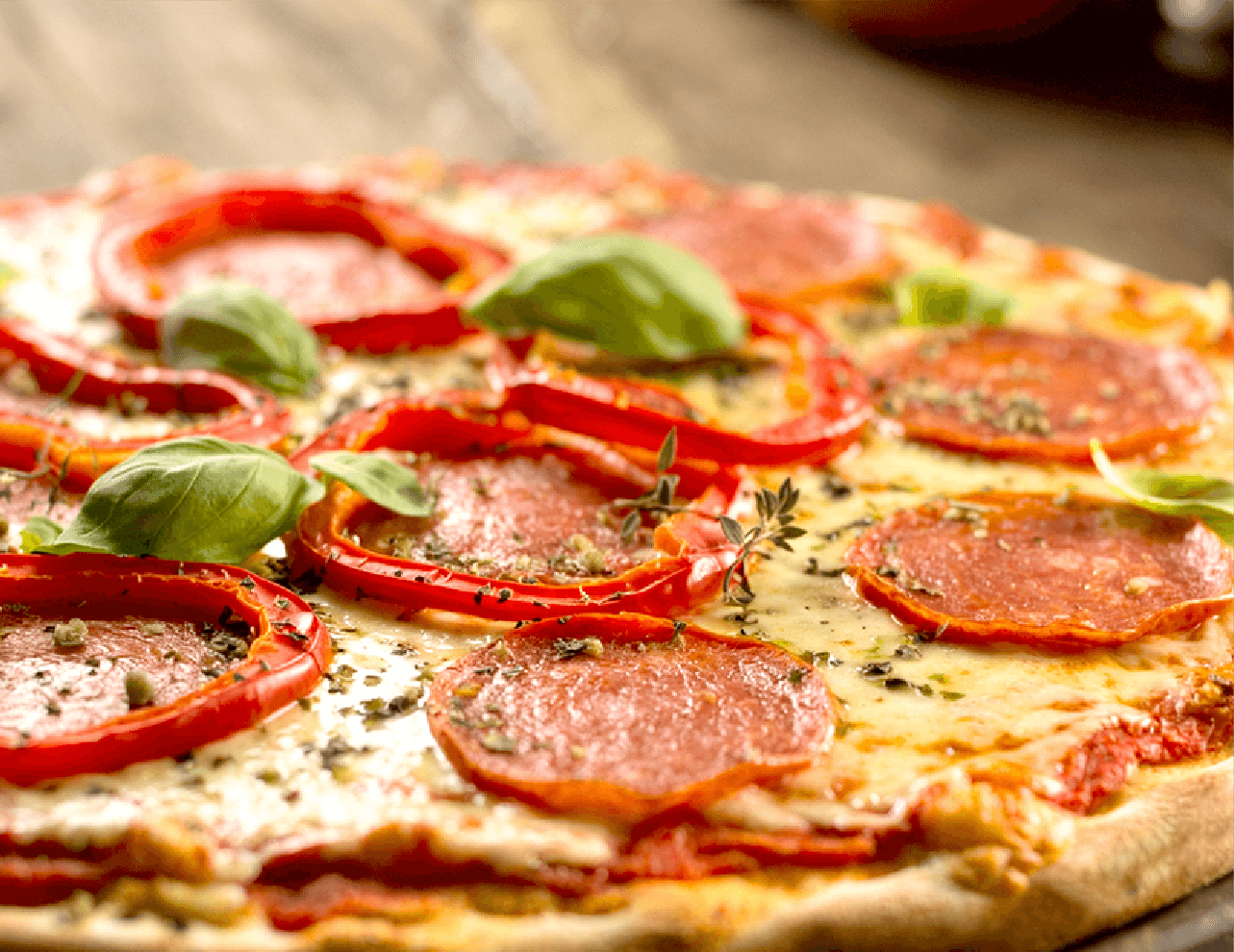 Pizza Pepperoni & Poivrons Rouges - Boulangerie Humanité